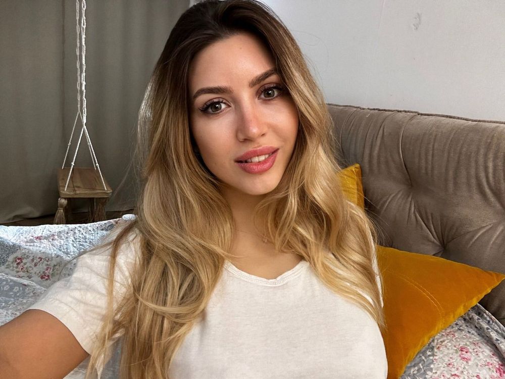 ID 105930 - Daria from Богуслав (Ukraine), 37 years old, brown, green eyes