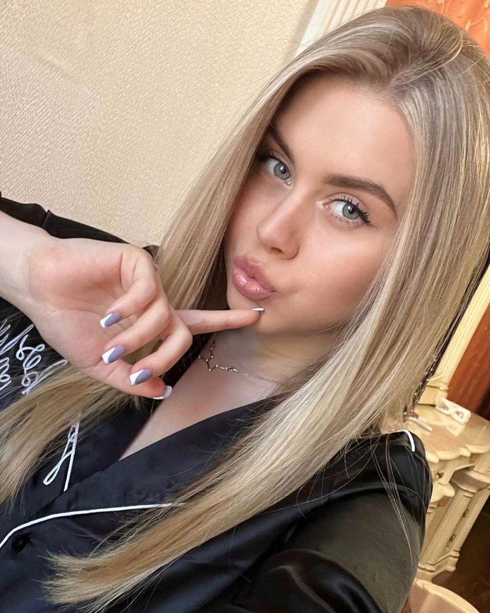 ID 106618 - Bambi from Kiev (Ukraine), 21 years old, blonde, green eyes