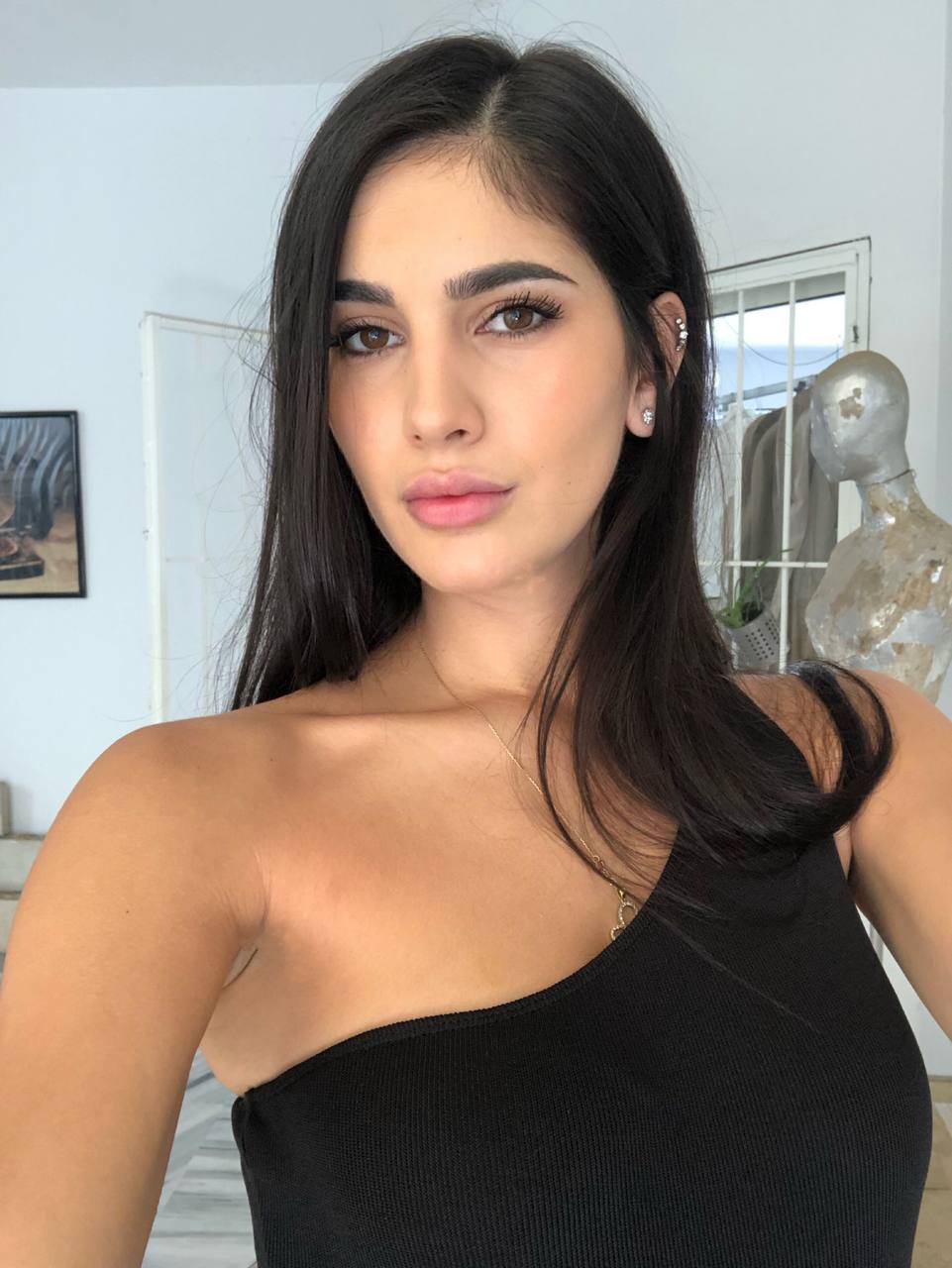 ID 107344 - Bertina from Oslo (Norway), 32 years old, brunette, brown eyes