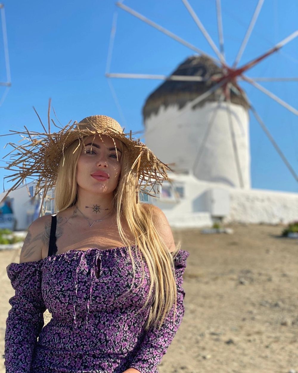 ID 107387 - Yara from (Greece), 36 years old, brown, green eyes