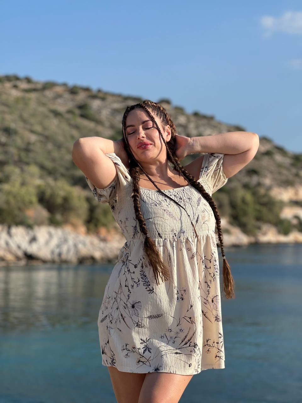 ID 107387 - Yara from (Greece), 36 years old, brown, green eyes